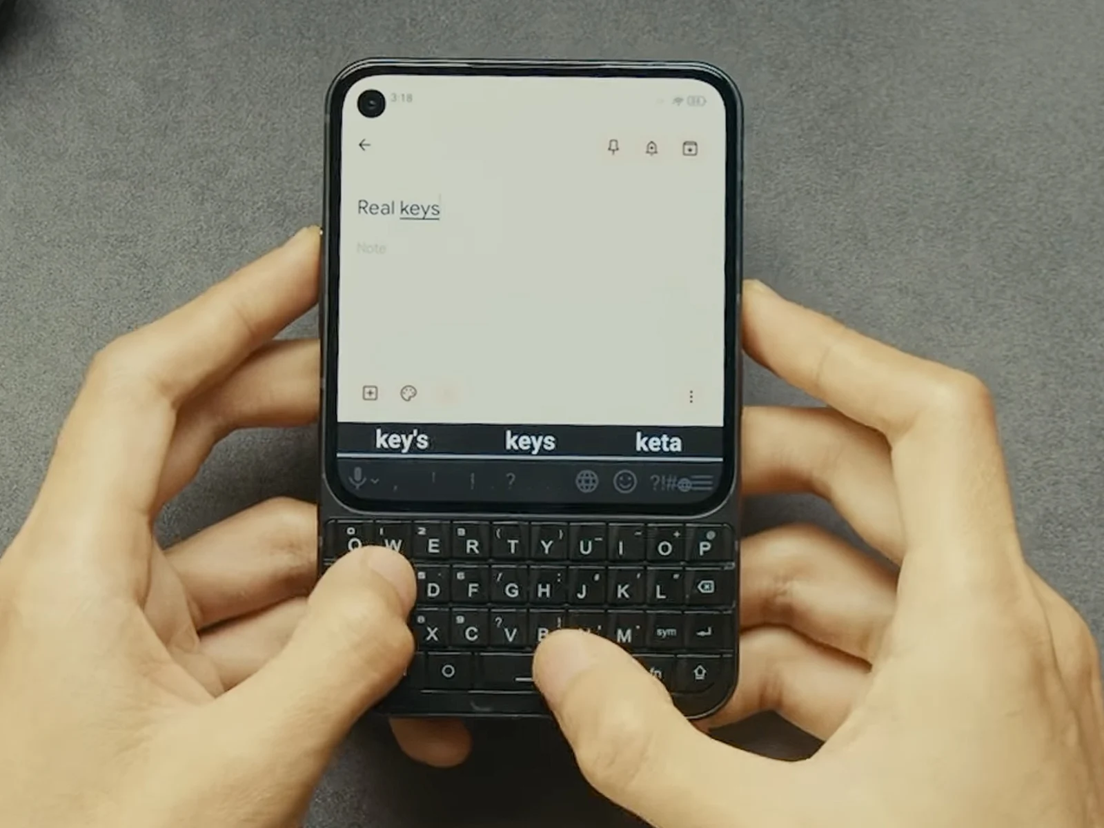 Titan 2 Elite with BlackBerry Keyboard Unveiled Before MWC 2026