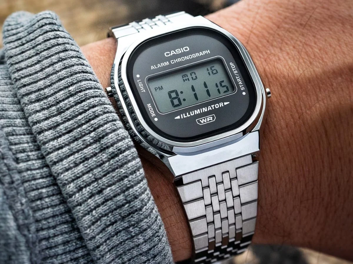 Casio Vintage Metal Strap Watches Now Available Outside Japan